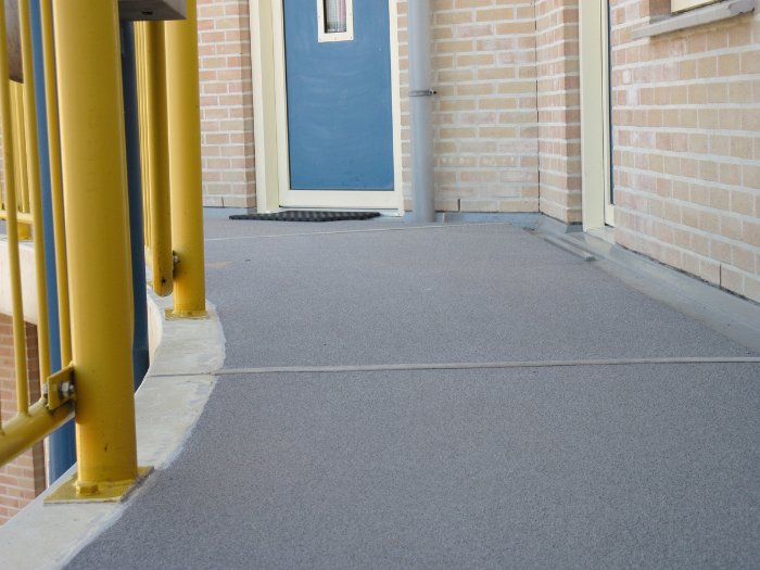 SABA - Installing waterproof walkway joints and balcony joints? This is ...